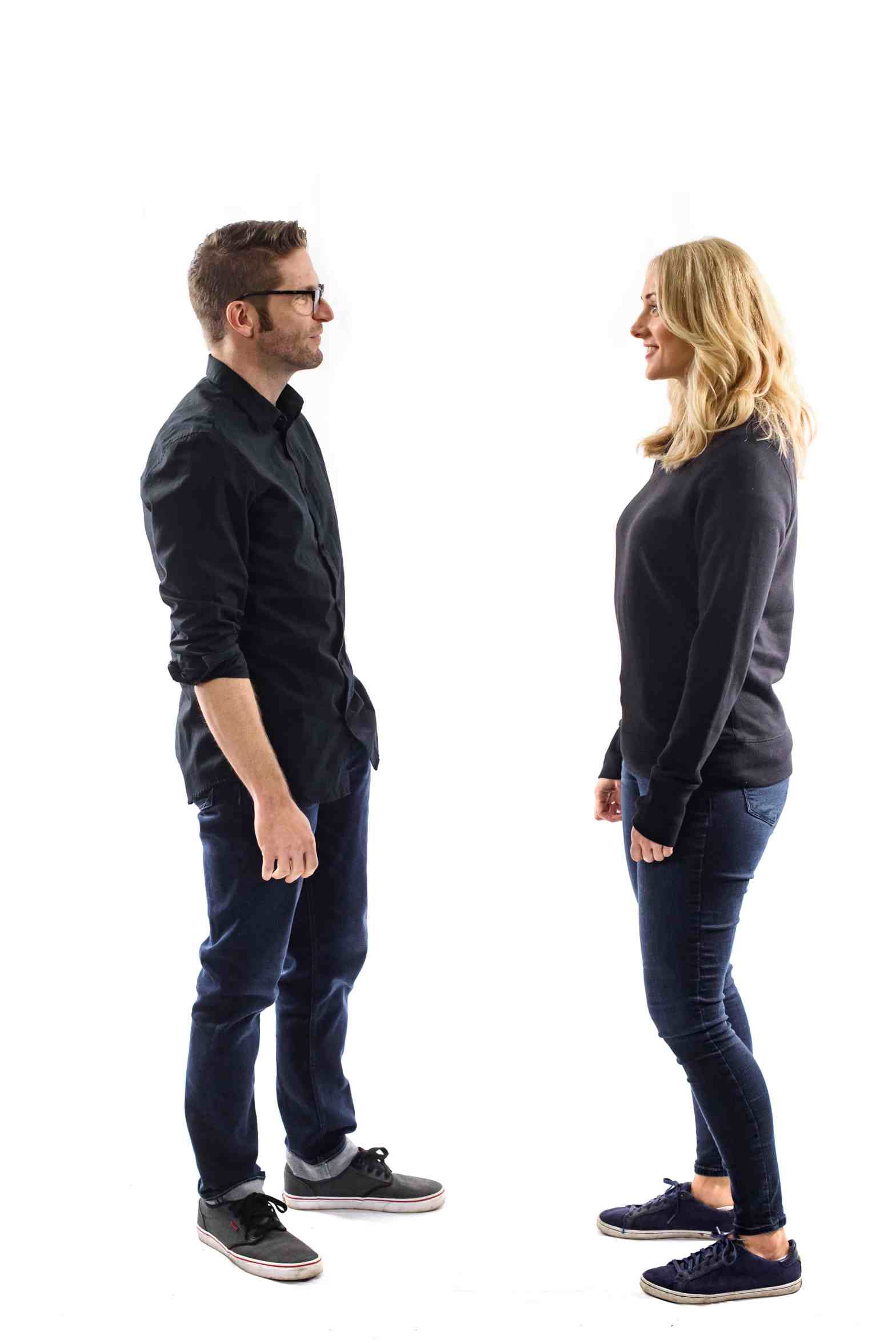 Mirroring Body Language: 4 Steps To Successfully Mirror Others