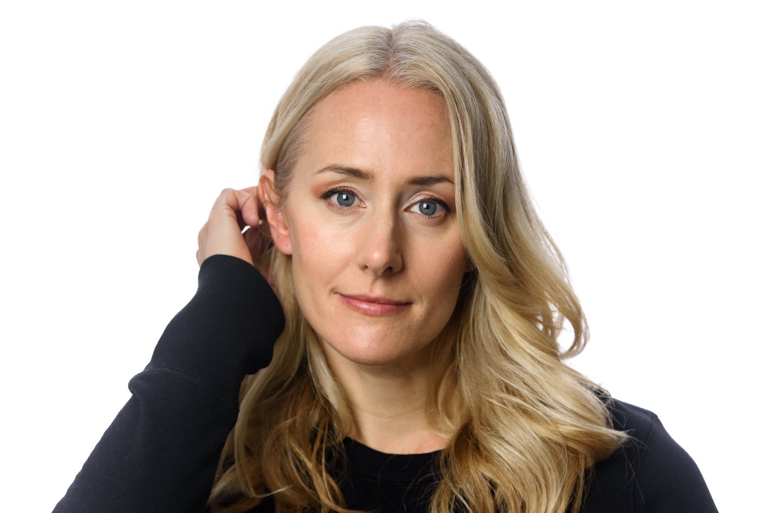 7 Ways Body Language Will Give You Away - Ear Body Language